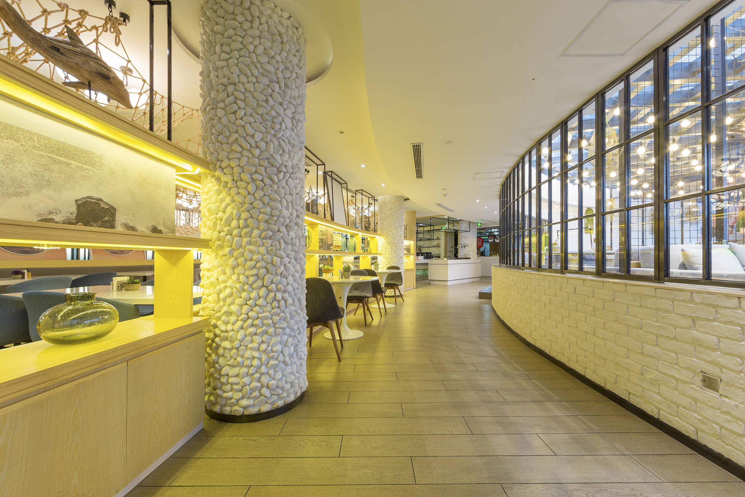 青岛奥帆中心五四广场亚朵酒店（青島市）- 2025年最新 料金＆割引情報｜Klook 日本